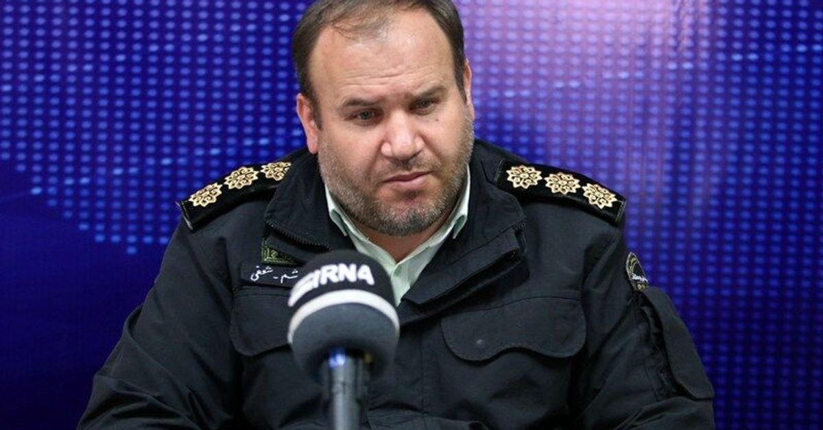 نیروی انتظامی انتشار فیلم بازداشت زن معترض تبریزی توسط ماموران برای