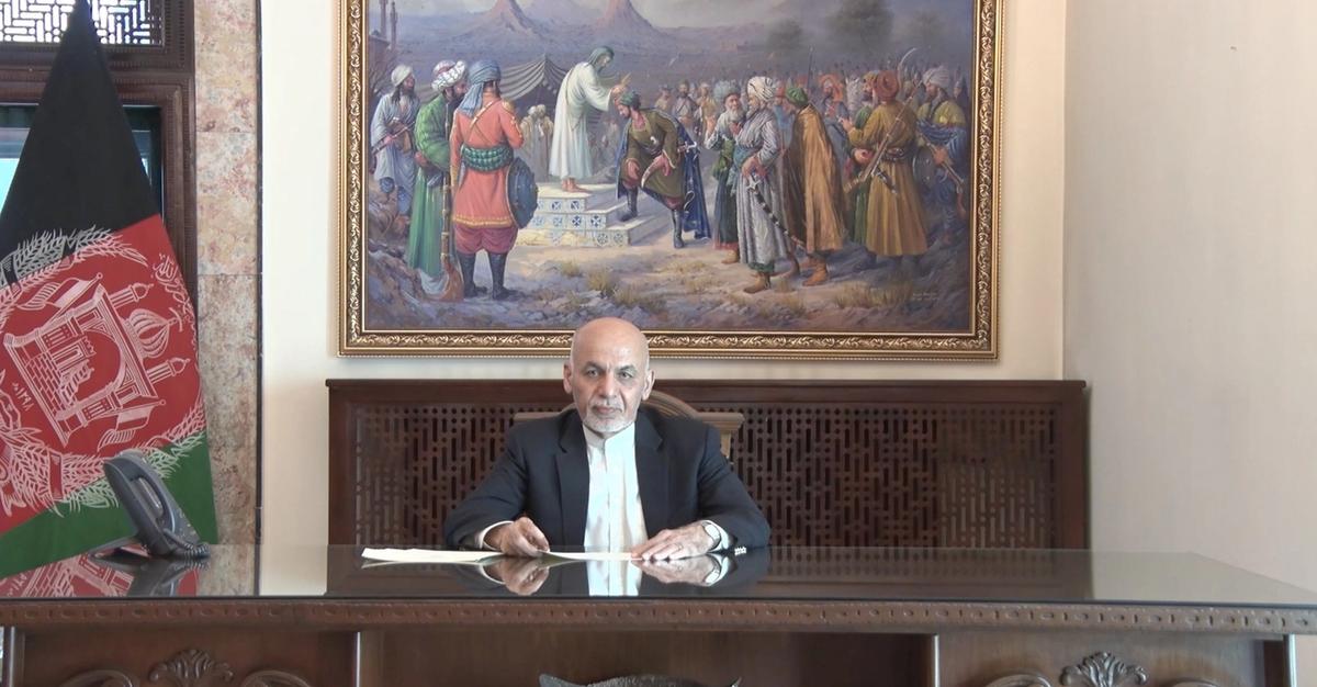 اشرف غنی در واکنش به منع تحصیل دختران طالبان افغانستان را اشغال و مردم