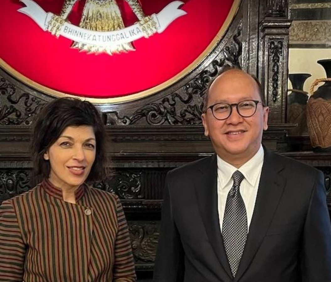 US Envoy, Islamic Countries Representatives Discuss Situation of Afghan ...