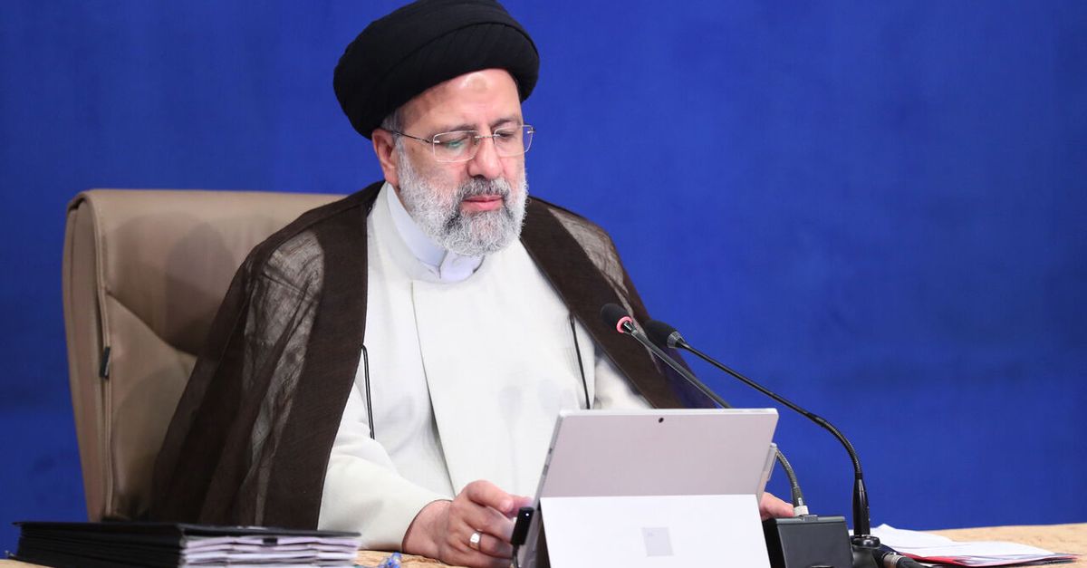 Online Businesses Call On Iran’s Gov’t To Lift Internet Ban