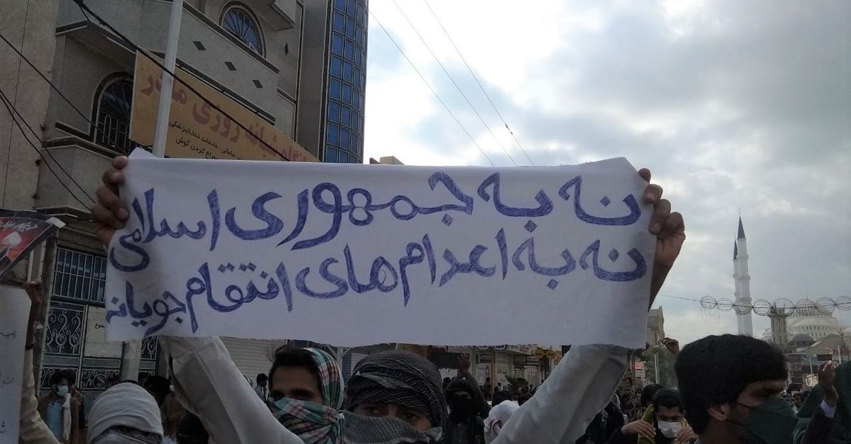 پلاکارد مردم زاهدان؛ نه به جمهوری اسلامی و اعدام‌های انتقام‌جویانه